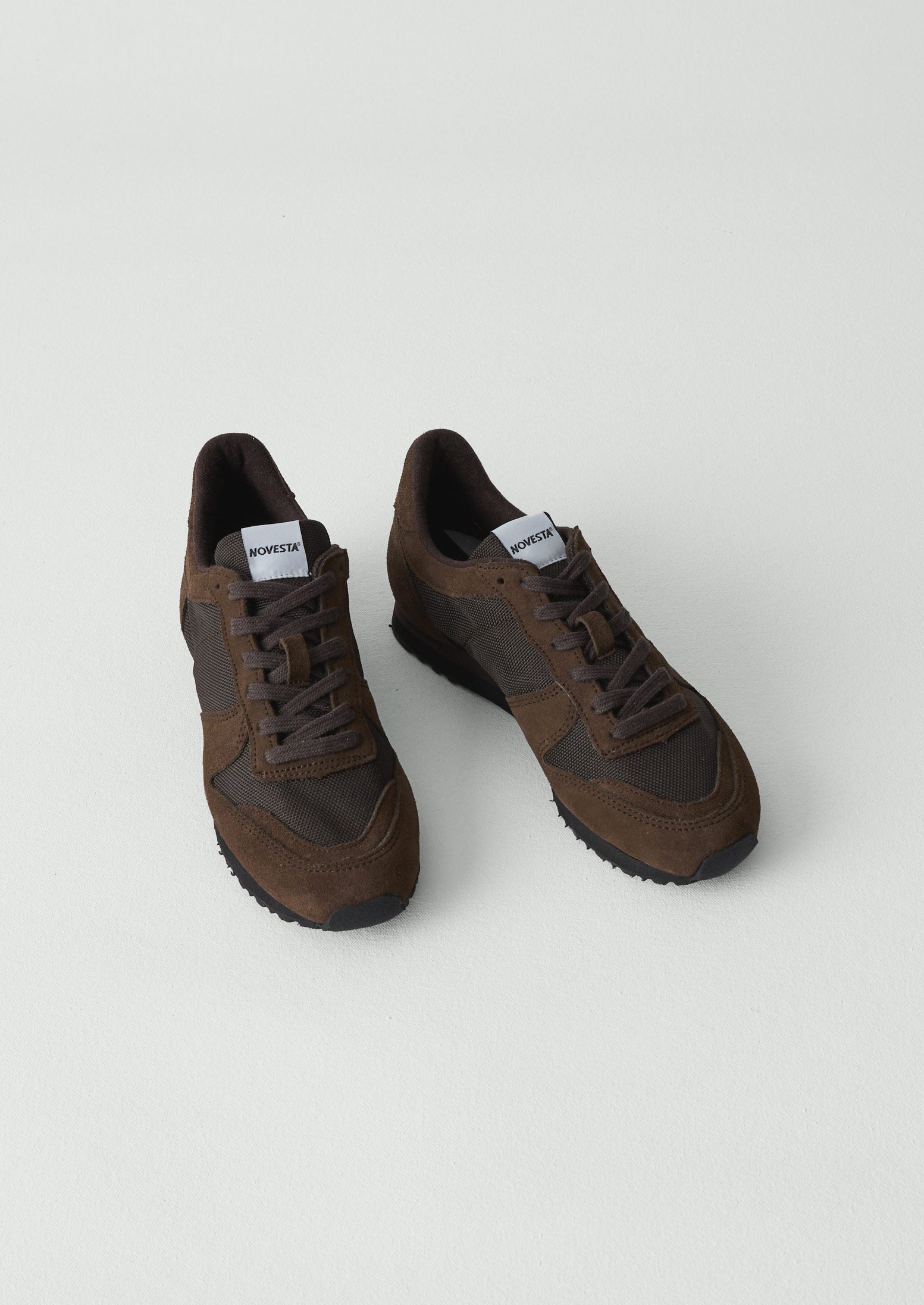 Novesta Marathon Trainers | Bitter Chocolate | TOAST