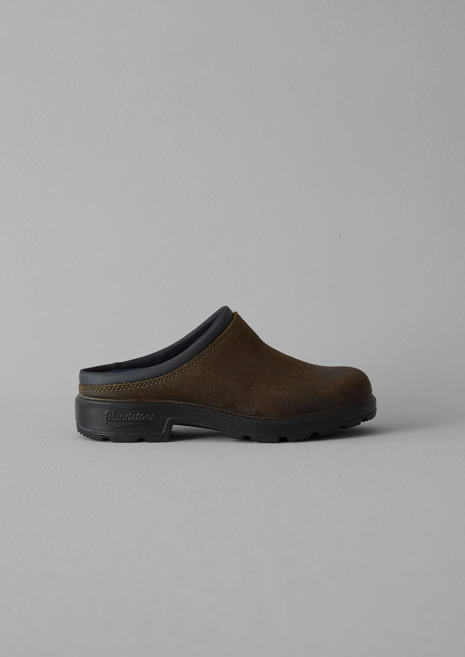 Blundstone Waxed Suede Clogs | Olive | TOAST