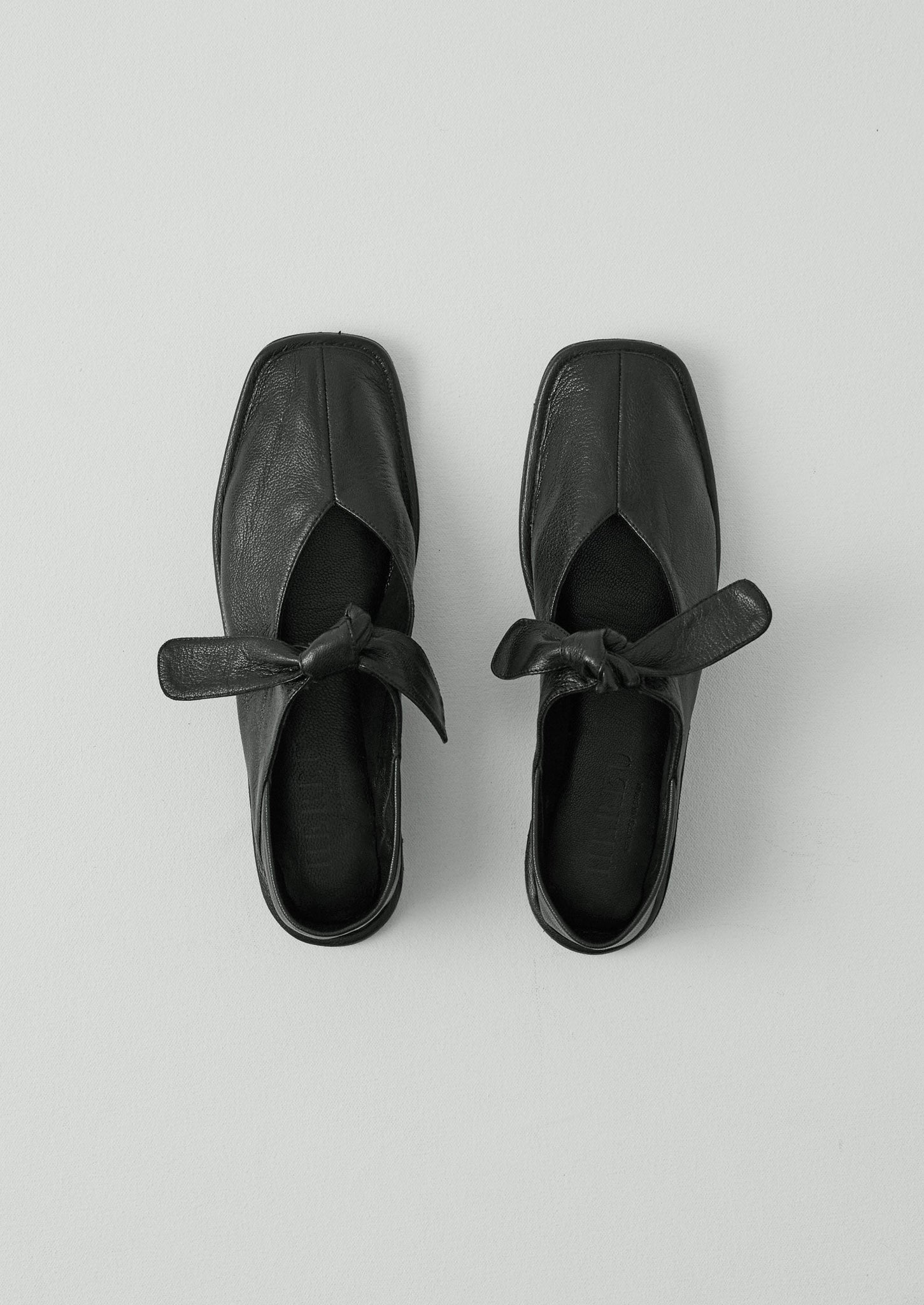 Hereu Llasada Leather Shoes | Black | TOAST