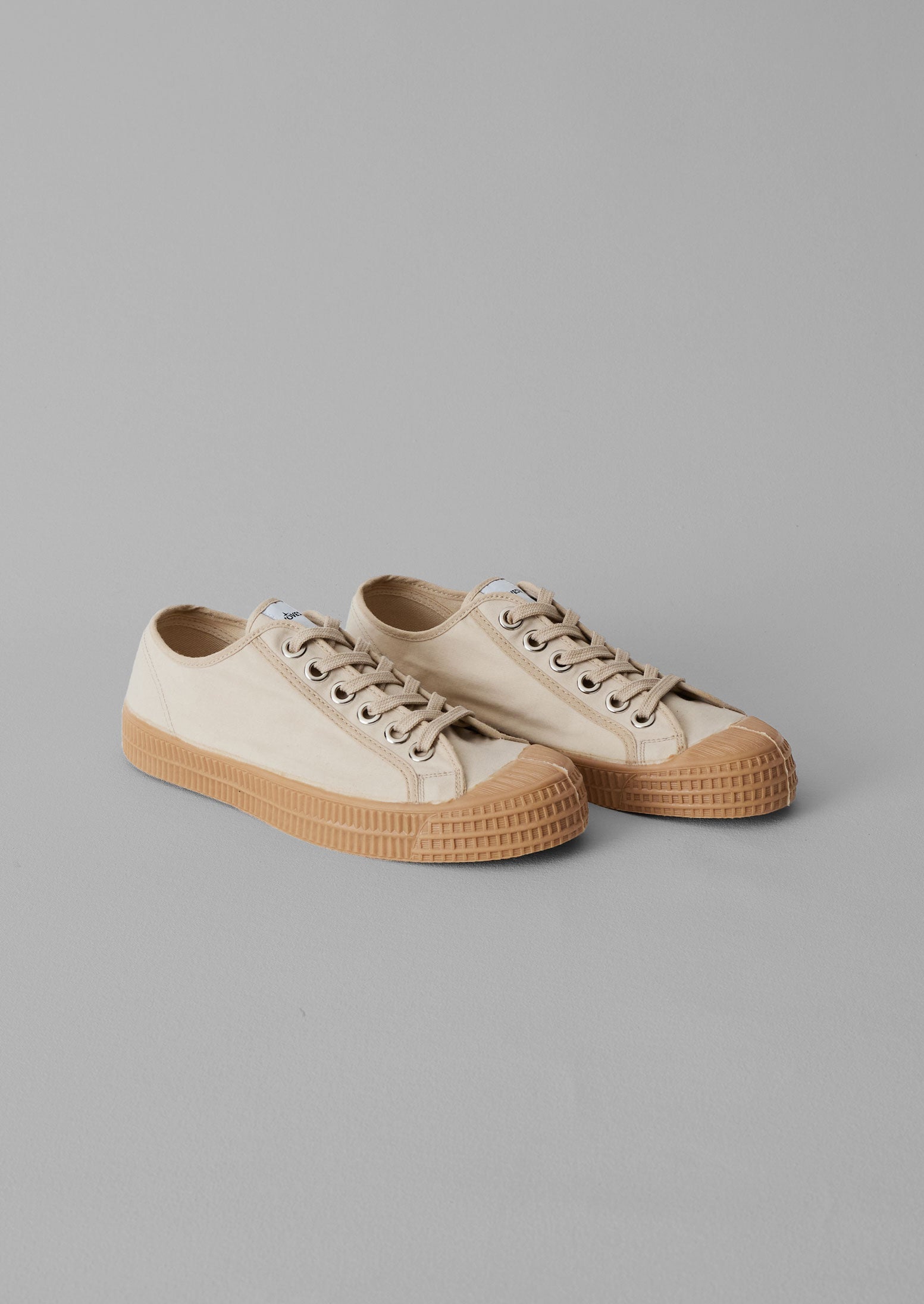 Novesta Star Master Waxed Cotton Plimsolls | Birch | TOAST