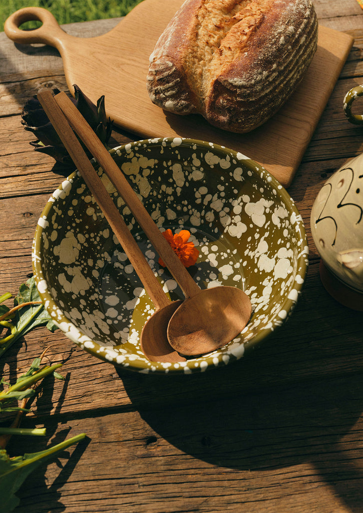 Splatter Enamel Salad Bowl | Olive/Ecru | TOAST