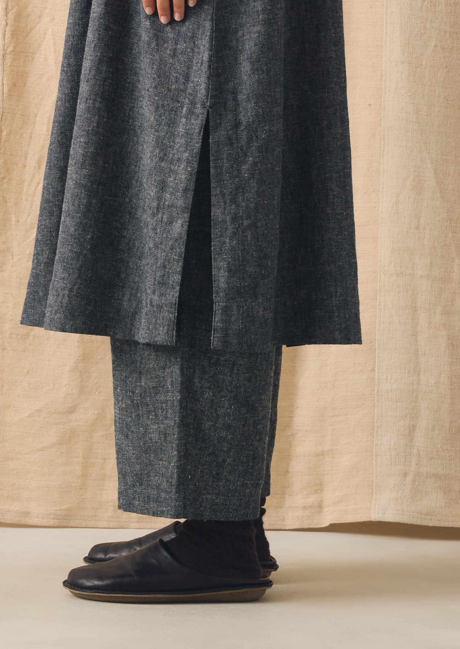 Linen Cotton Twill Apron Shift Dress | Navy/Ecru | TOAST