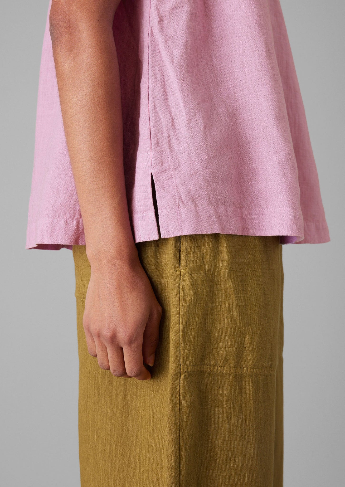 Garment Dyed Linen V-Neck Tank | Washed Berry | TOAST