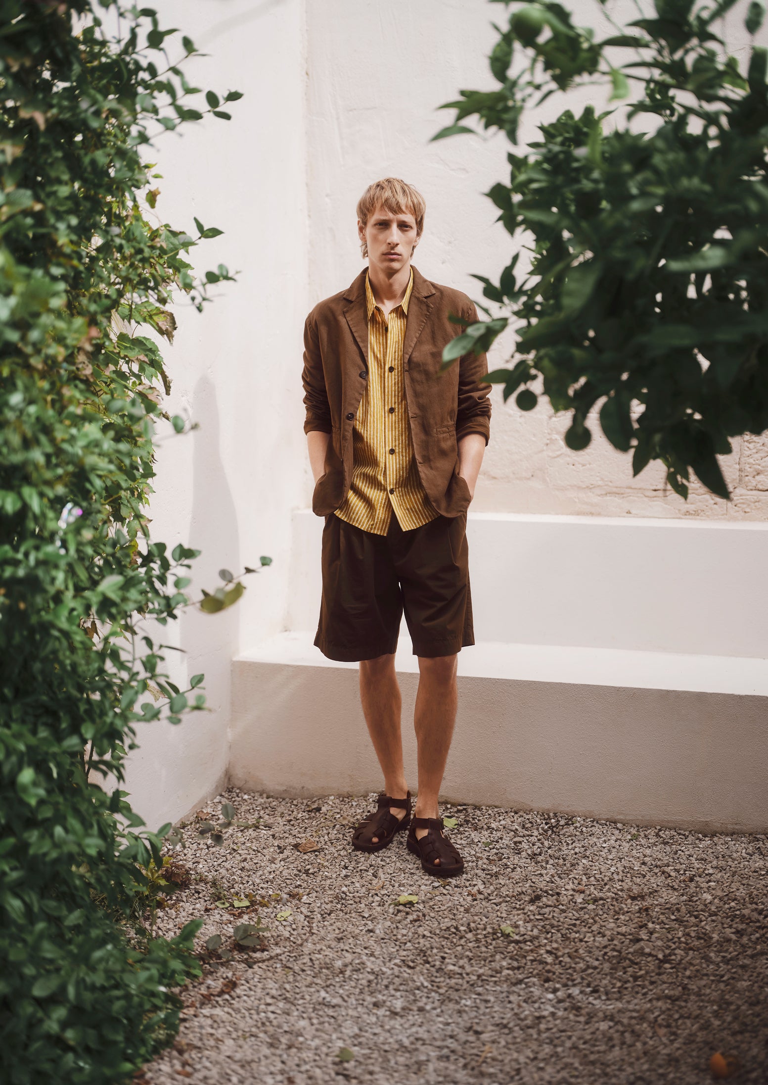 High Break Cotton Linen Blazer | Bronze Green | TOAST