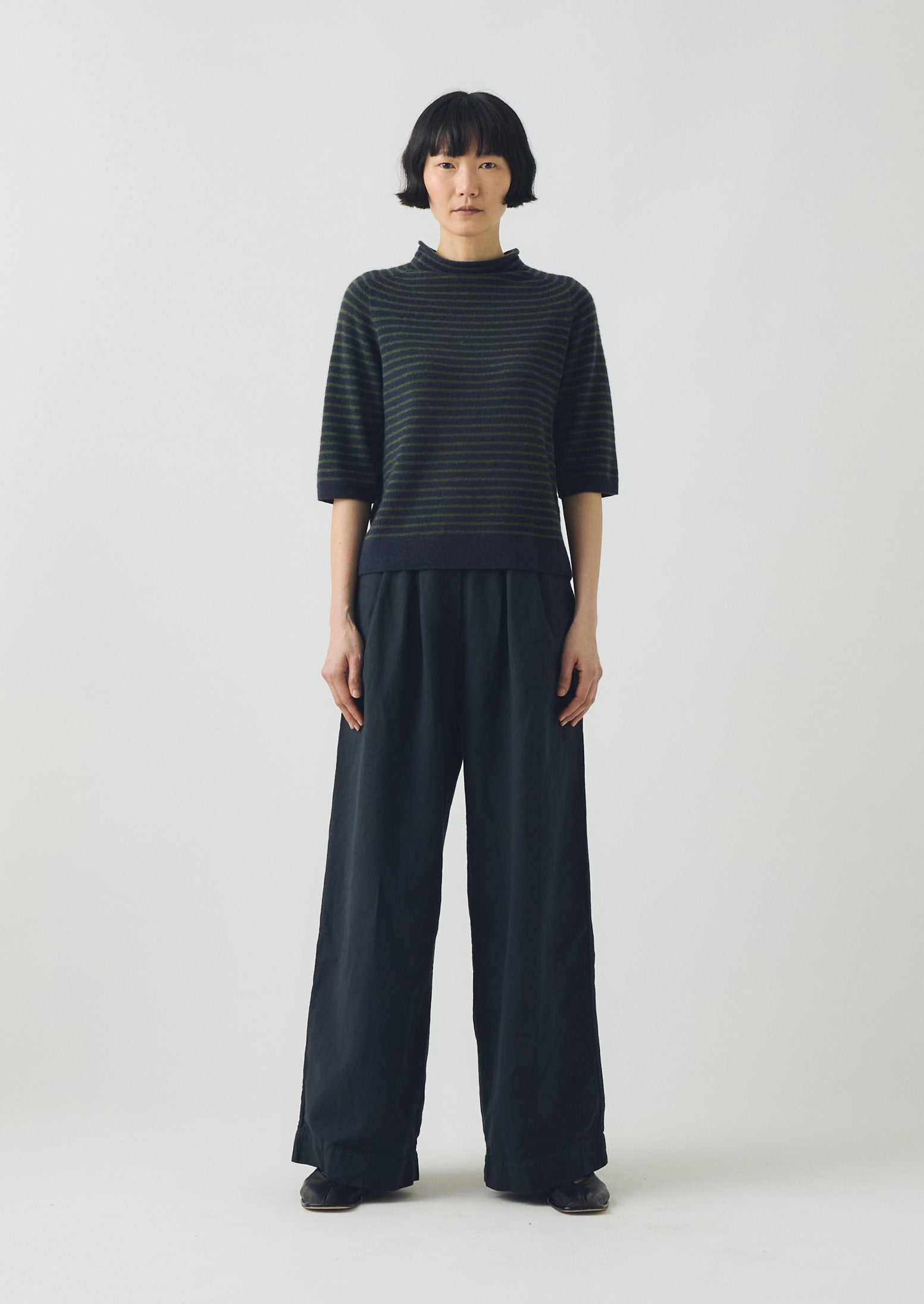 Stripe Wool Cashmere Half Sleeve Sweater | Dark Navy/Olive | TOAST