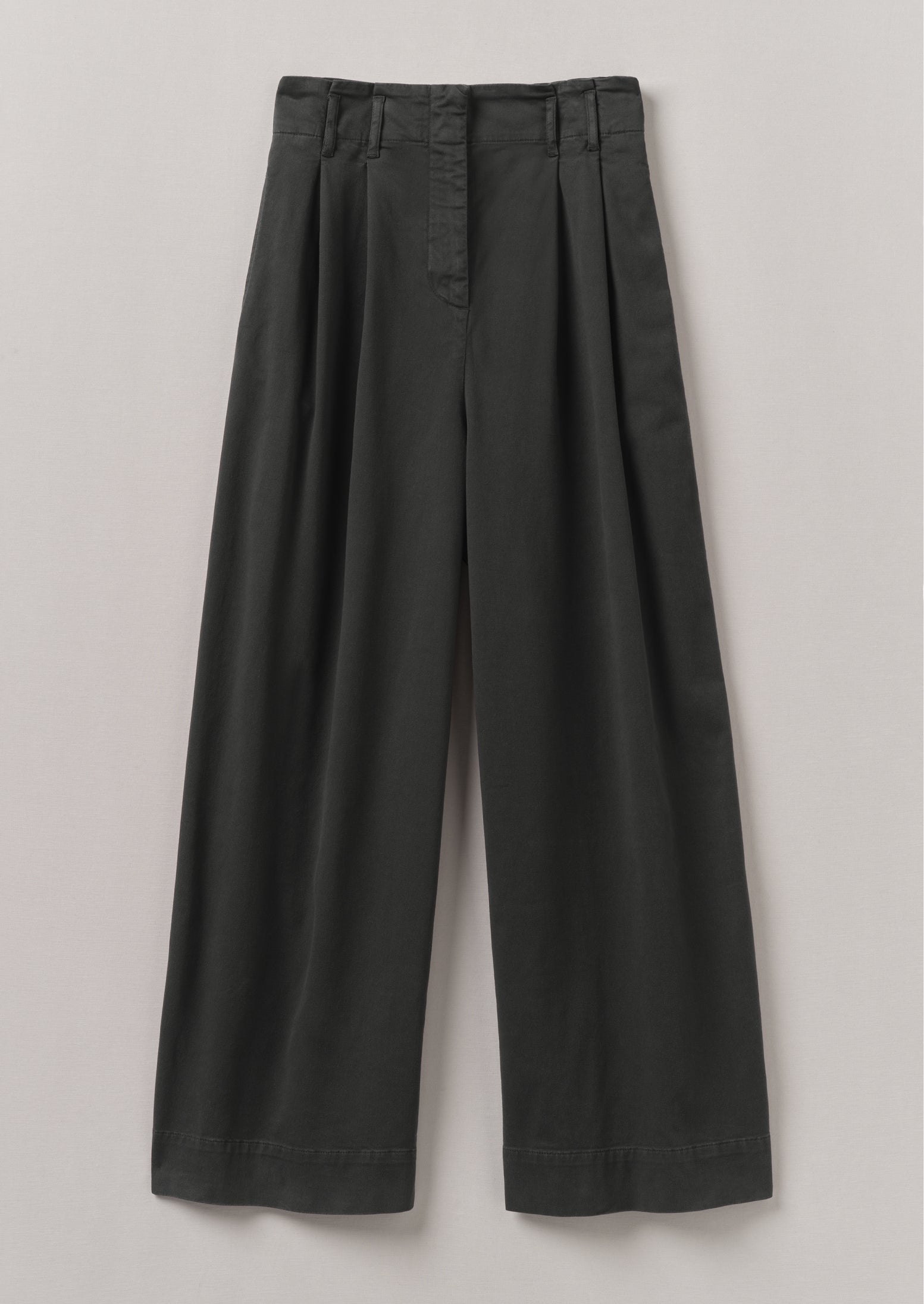 Cotton Paper Bag Trousers | Soft Black | TOAST